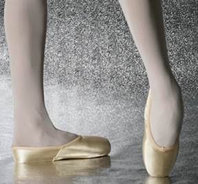 Pointe Shoes – BalletScoop